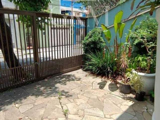 casa térrea mobiliada para venda ou locação. em Pinheiros, em rua sem saída