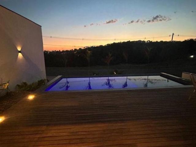Casa Térrea Moderna Belíssima por 1.378.000,00 Ninho Verde 2 Pardinho/SP