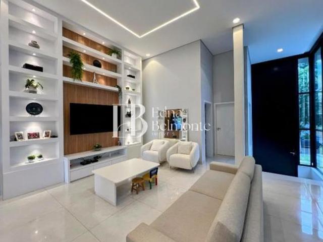 Casa Térrea Moderna com 3 Suítes e Área de Lazer Completa para venda no condomínio Reserva da Serra