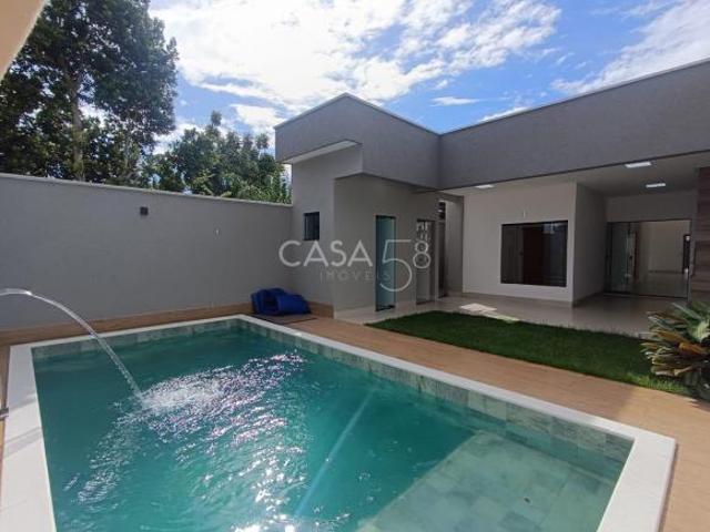 Casa Térrea Moderna com 3 Suítes, Piscina e Gourmet – 160m² Construídos