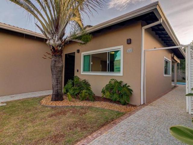 Casa Térrea Moderna em condomínio fechado 3 suites, piscina e varanda gourmet