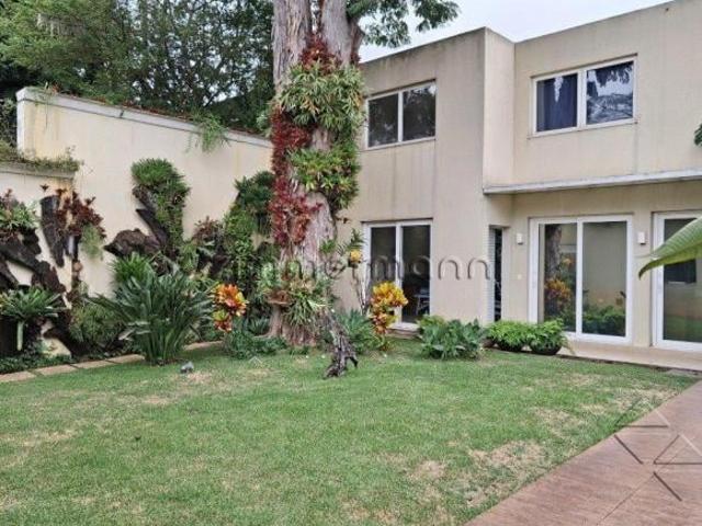 CASA TERREA MOEMA 3 DORMITÓRIOS 1 SUITE 4 VAGAS