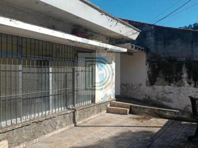 Casa térrea muito bem localizada Butanta