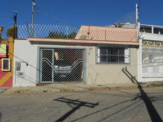 CASA TÉRREA NA VL MUNICIPAL COM 2 QUARTOS PLANEJADOS, COZINHA PLANEJADA E 2 VAGAS COBERTAS