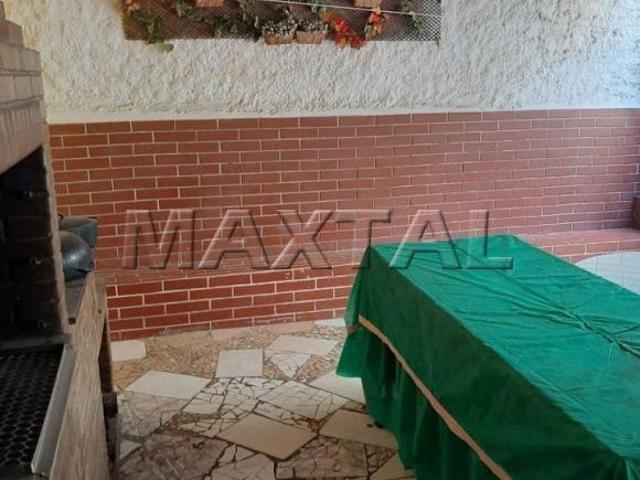 Casa térrea na Jardim Irene Vila Brasilândia com 2 dormitórios sendo 1 suíte, 1 vaga e quintal