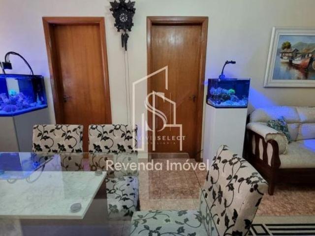 Casa Térrea na Lapa com 141m2 3 dormitórios 1 suíte 3 banheiros 2 vagas de garag