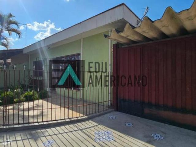 Casa térrea na melhor localização da cidade