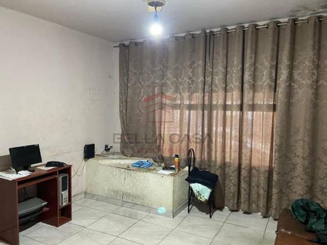 CASA TERREA NA MOOCA COM 3 DORMITORIOS E VAGA