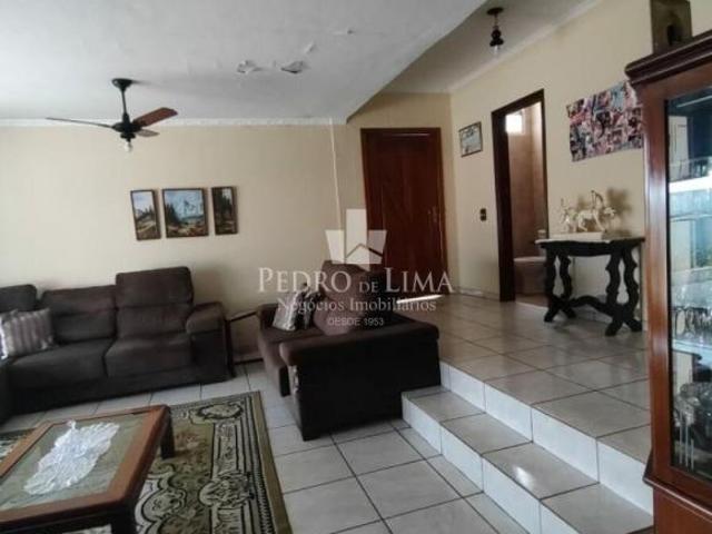 Casa térrea na Região da Penha