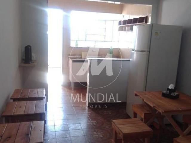 Casa térrea na rua 3 dormitórios