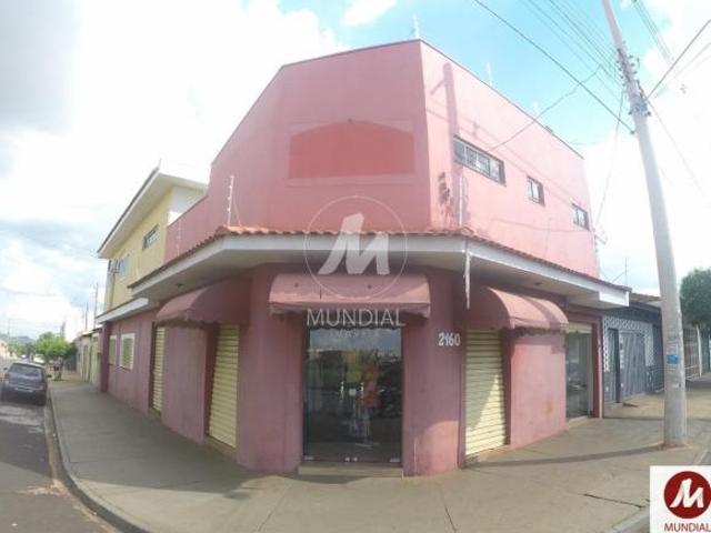 Casa térrea na rua 3 dormitórios