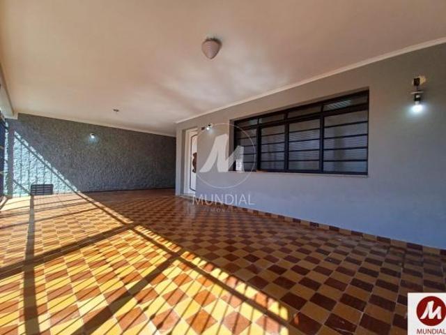 Casa térrea na rua 3 dormitórios