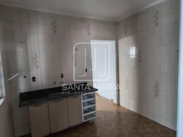 Casa térrea na rua 3 dormitórios, cozinha planejada