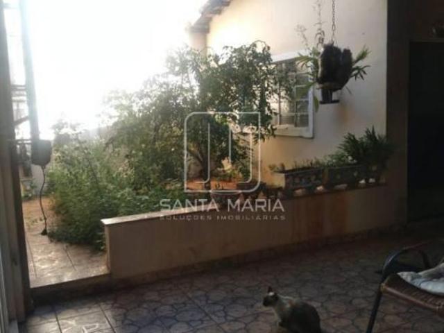 Casa térrea na rua 3 dormitórios, cozinha planejada