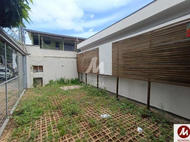 Casa térrea na rua 3 dormitórios, cozinha planejada