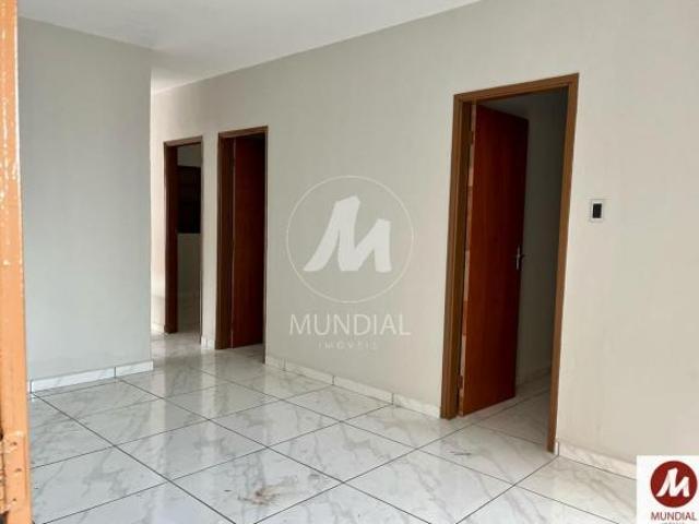 Casa térrea na rua 3 dormitórios, cozinha planejada