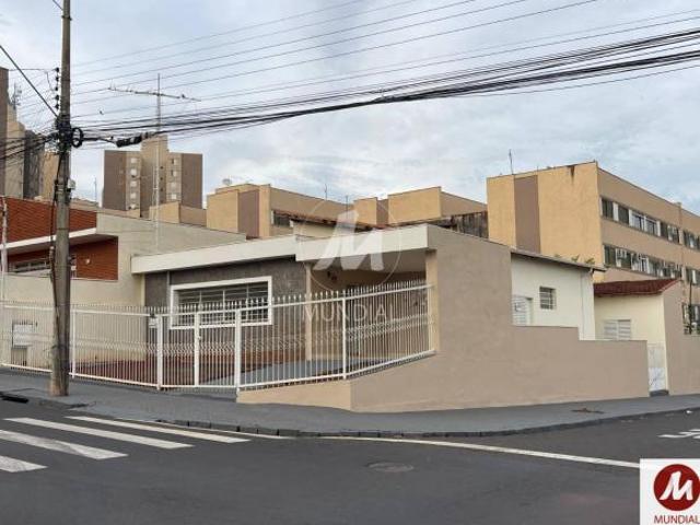 Casa térrea na rua 3 dormitórios, cozinha planejada