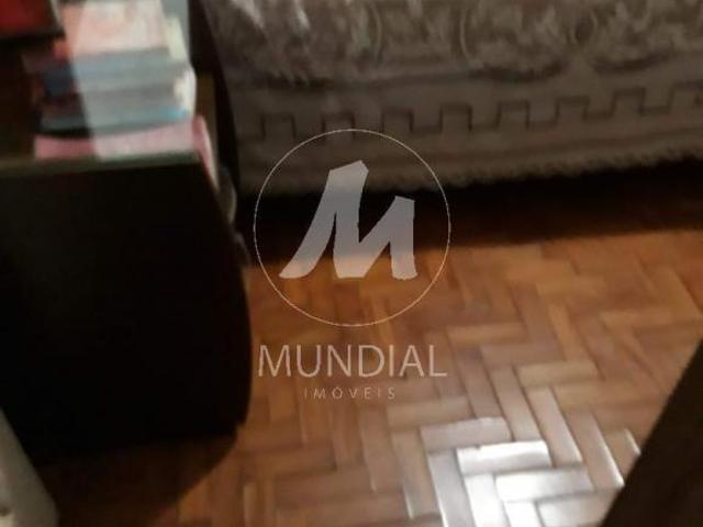 Casa térrea na rua 3 dormitórios, cozinha planejada