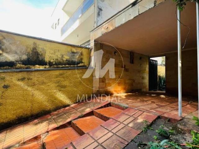 Casa térrea na rua 3 dormitórios, cozinha planejada