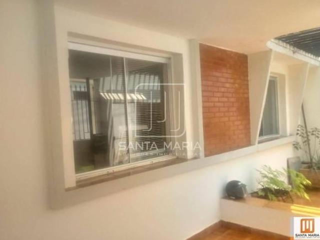 Casa térrea na rua 3 dormitórios, cozinha planejada