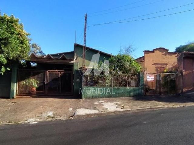 Casa térrea na rua 3 dormitórios, cozinha planejada