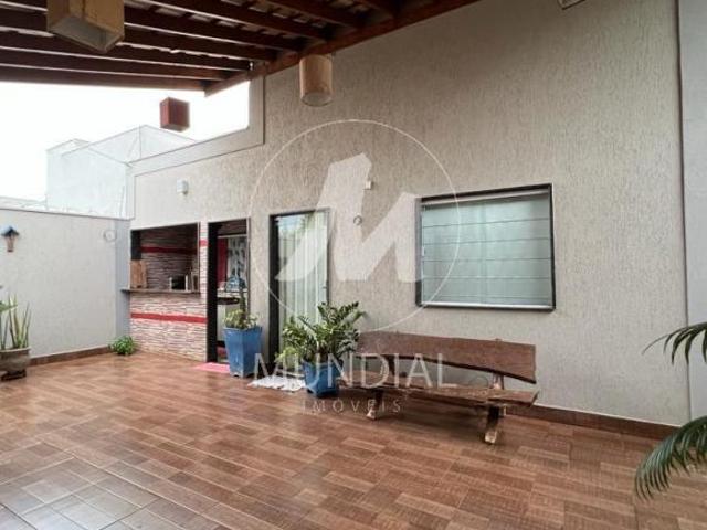 Casa térrea na rua 3 dormitórios/suite, cozinha planejada