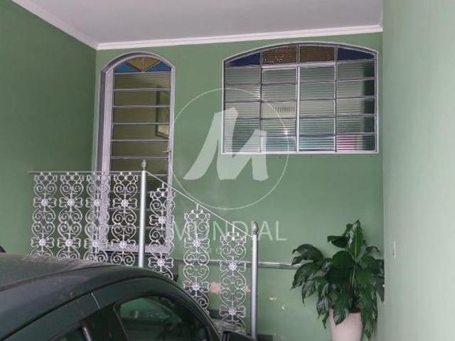 Casa térrea na rua 3 dormitórios/suite, cozinha planejada