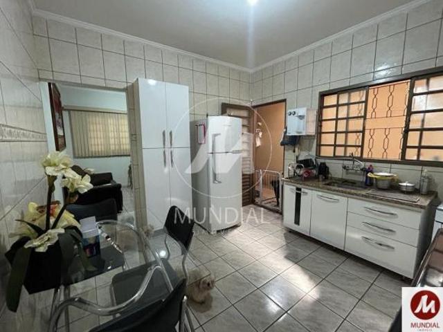 Casa térrea na rua 3 dormitórios/suite, cozinha planejada