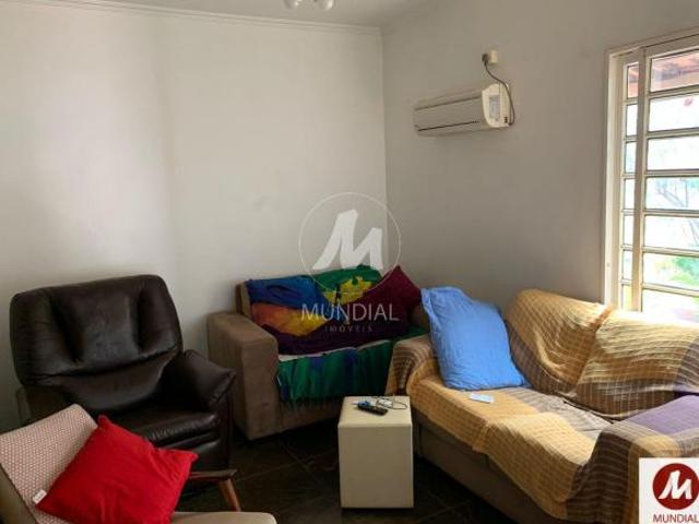 Casa térrea na rua 3 dormitórios/suite, cozinha planejada