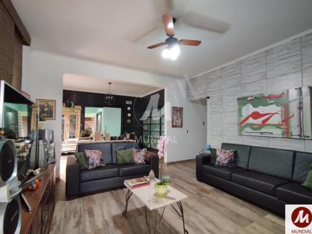 Casa térrea na rua 3 dormitórios/suite, cozinha planejada