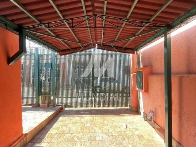 Casa térrea na rua 3 dormitórios/suite, cozinha planejada