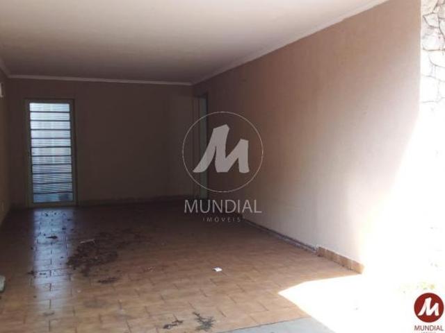 Casa térrea na rua 3 dormitórios/suite, cozinha planejada