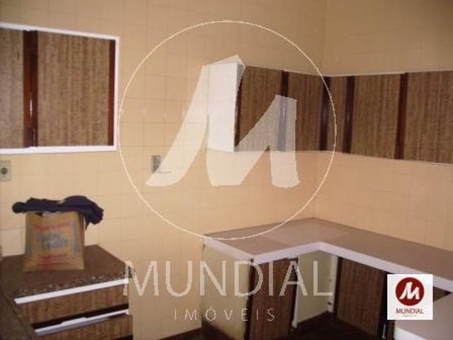 Casa térrea na rua 3 dormitórios/suite, cozinha planejada