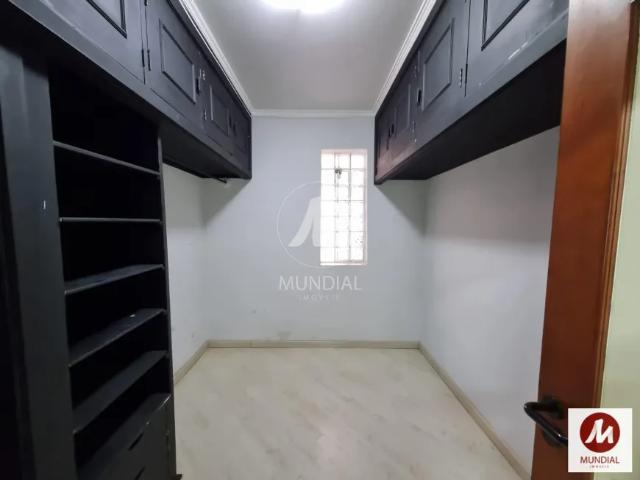 Casa térrea na rua 3 dormitórios/suite, cozinha planejada