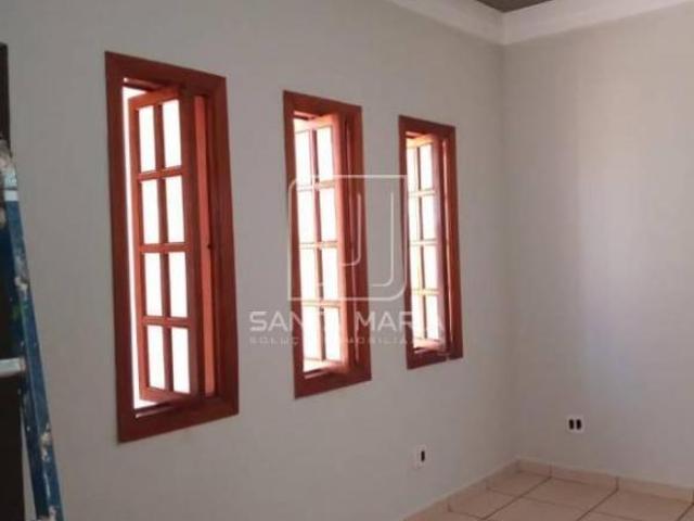 Casa térrea na rua 3 dormitórios/suite, cozinha planejada