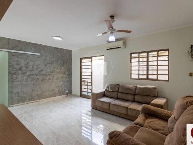 Casa térrea na rua 3 dormitórios/suite, cozinha planejada