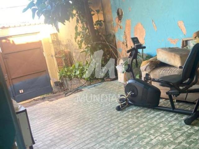 Casa térrea na rua 3 dormitórios/suite, cozinha planejada