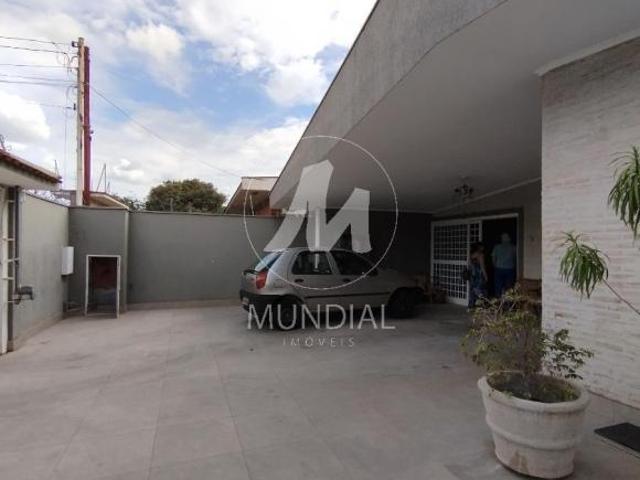 Casa térrea na rua 3 dormitórios/suite, cozinha planejada
