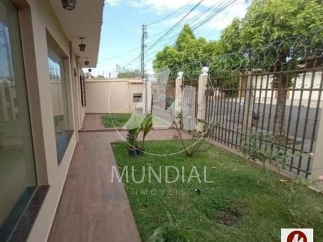 Casa térrea na rua 3 dormitórios/suite, cozinha planejada