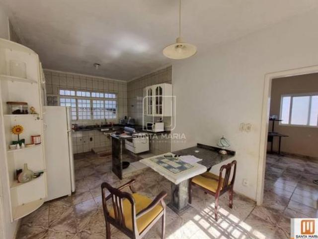 Casa térrea na rua 3 dormitórios/suite, cozinha planejada