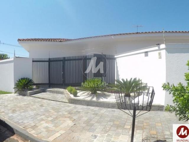 Casa térrea na rua 3 dormitórios/suite, cozinha planejada