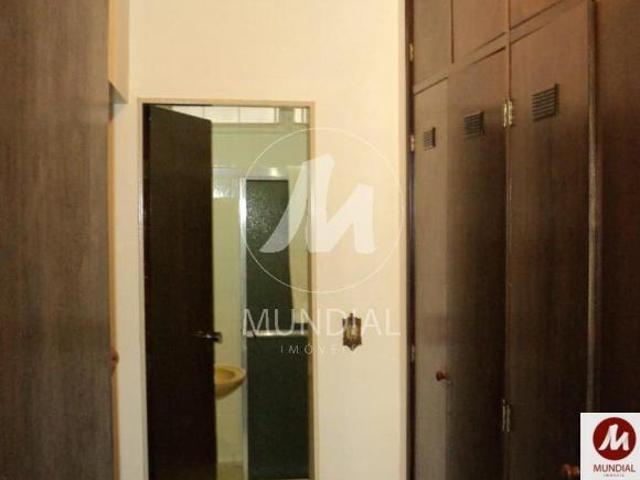 Casa térrea na rua 3 dormitórios/suite, cozinha planejada