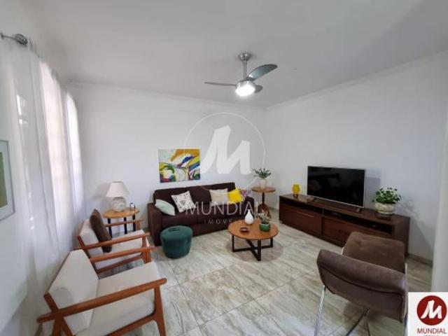 Casa térrea na rua 3 dormitórios/suite, cozinha planejada