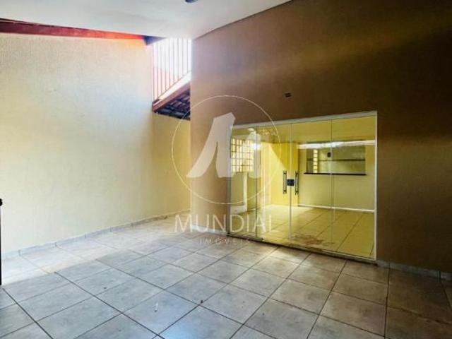 Casa térrea na rua 3 dormitórios/suite, cozinha planejada