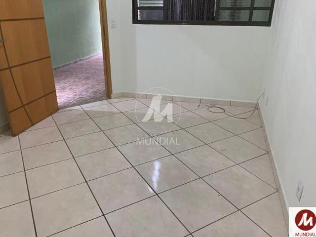 Casa térrea na rua 3 dormitórios/suite, cozinha planejada