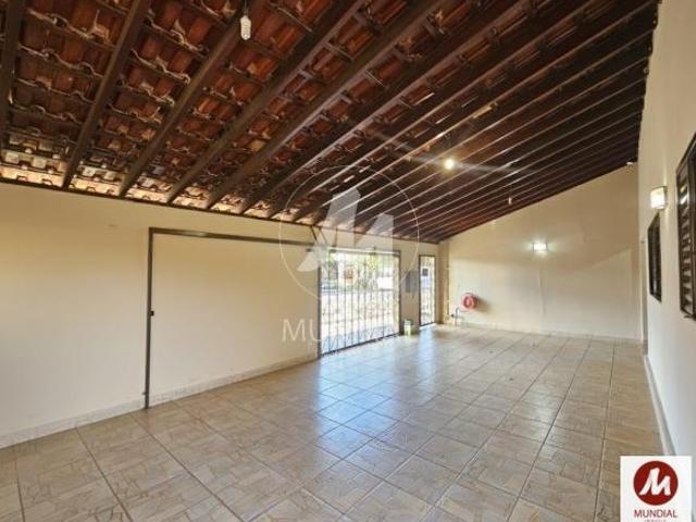 Casa térrea na rua 3 dormitórios/suite, cozinha planejada