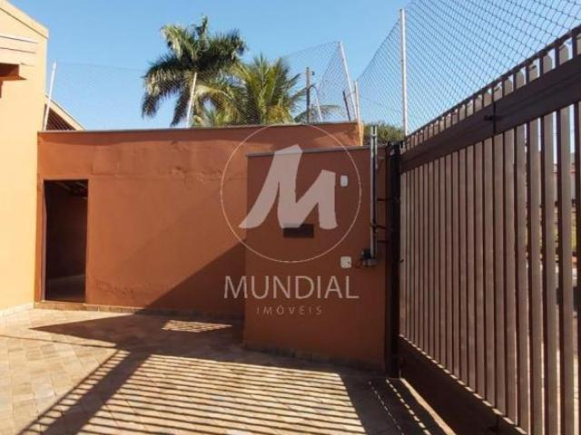 Casa térrea na rua 3 dormitórios/suite, cozinha planejada