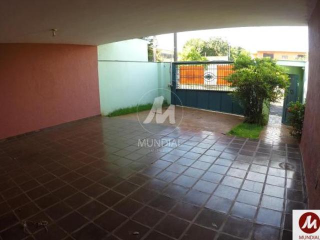 Casa térrea na rua 3 dormitórios/suite, cozinha planejada