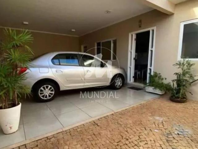 Casa térrea na rua 3 dormitórios/suite, cozinha planejada