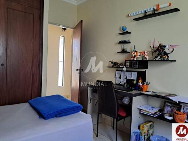 Casa térrea na rua 3 dormitórios/suite, cozinha planejada